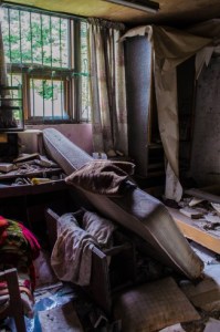 A Creepy Afternoon Alone in an Abandoned Hospital- Gonjiam Psychiatric ...